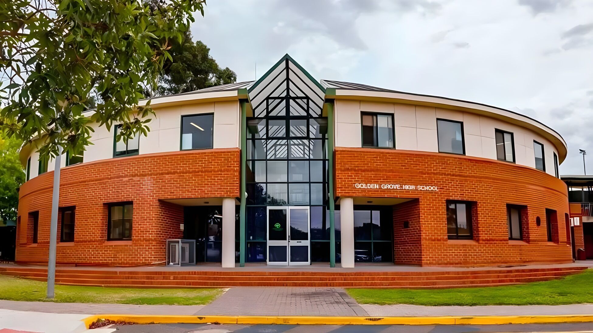 Golden Grove High School en australia - ICES Spain