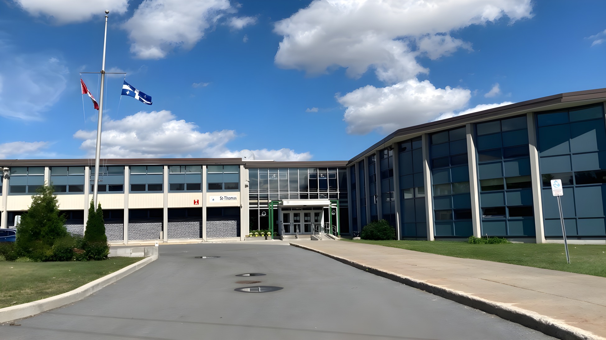 St. Thomas High School en Canadá – ICES Spain